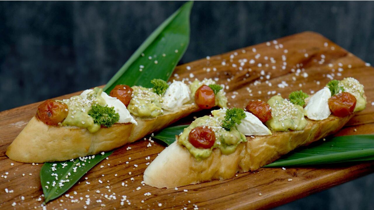 Baker's Arch | A garden café